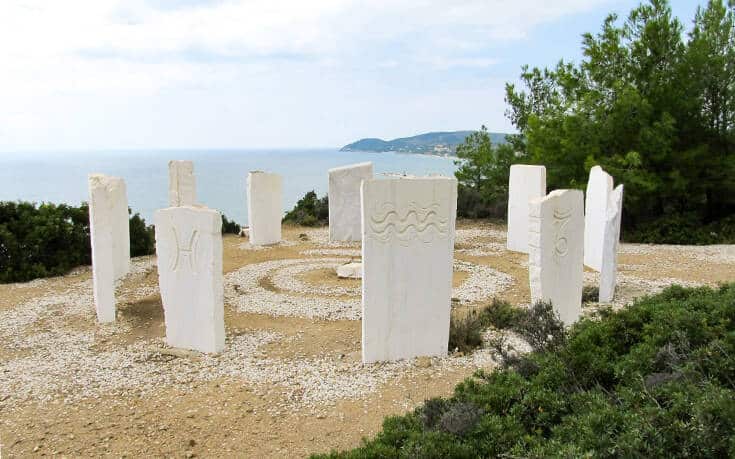Κορώνα Λιμεναρίων: Μια σύγχρονη μινιατούρα του Stonehedge (φωτογραφίες ...